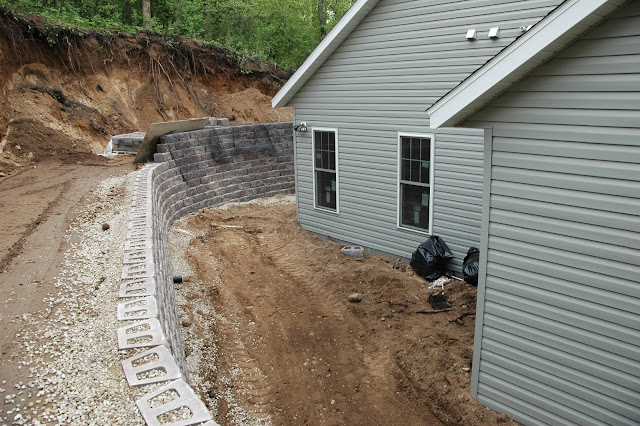 David's ICF Home Build: Retaining wall