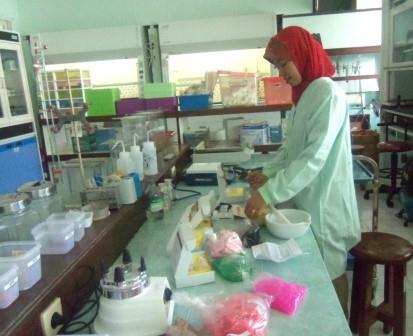 Who Am I ? A little things of Ririe Khayan | Kidung Kinanthi