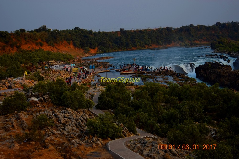 Team G Square: MP Diaries: The Smoky Dhuandhar Waterfalls and Magical ...
