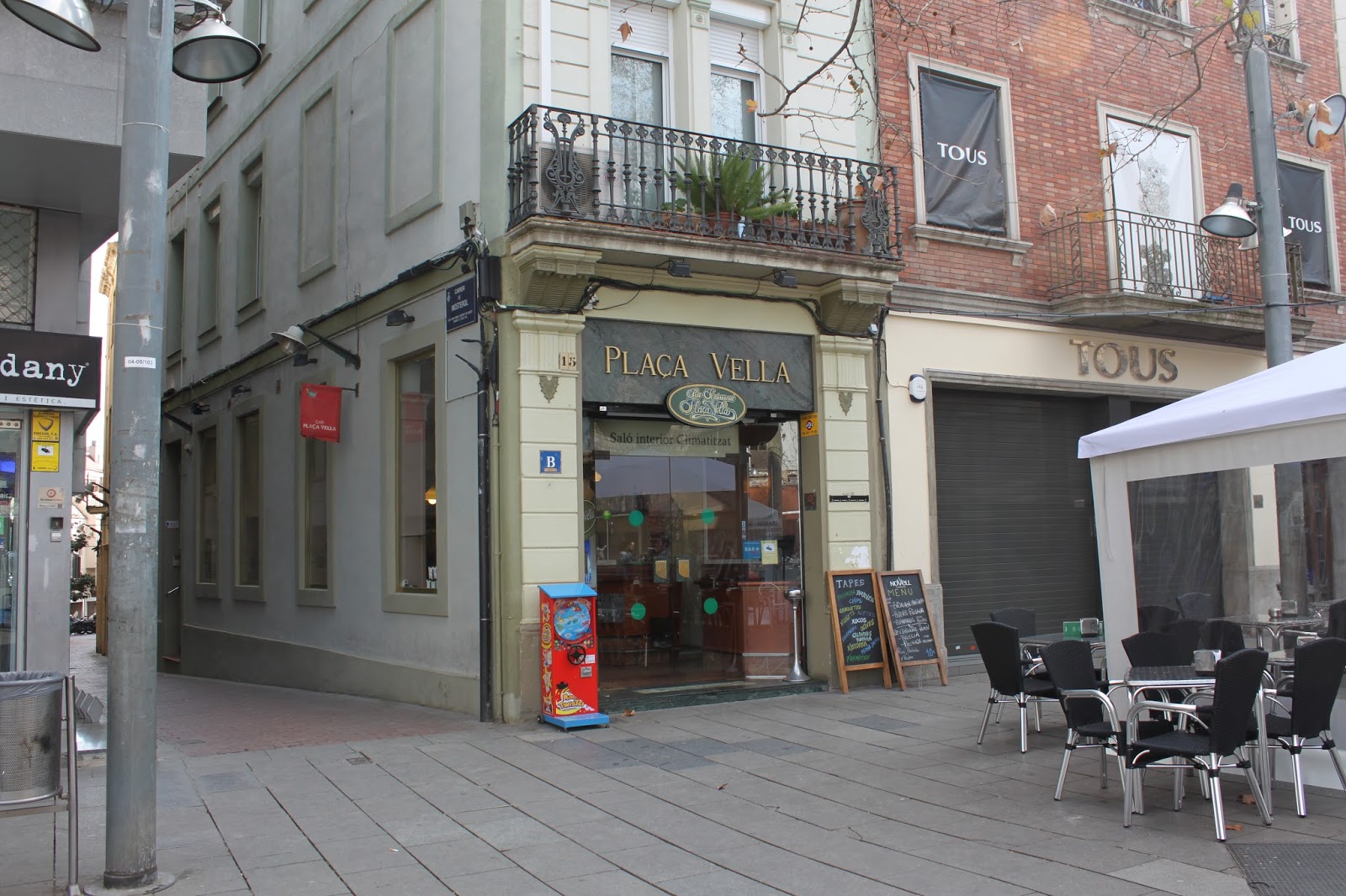 Passejant per Terrassa: PLAÇA VELLA