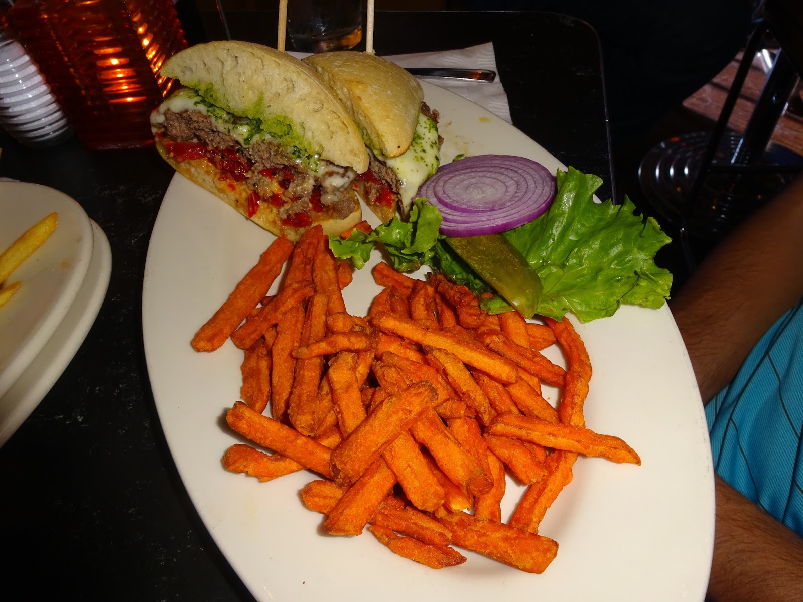 Eating My Way Through OC: All Aboard the Streamliner Lounge