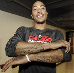 Derrick Rose Gang Sign