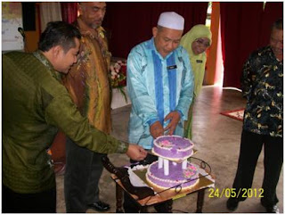 Sekolah Menengah Kebangsaan Bakai. Kuala Ketil, Kedah D.A.: Selamat Bersara