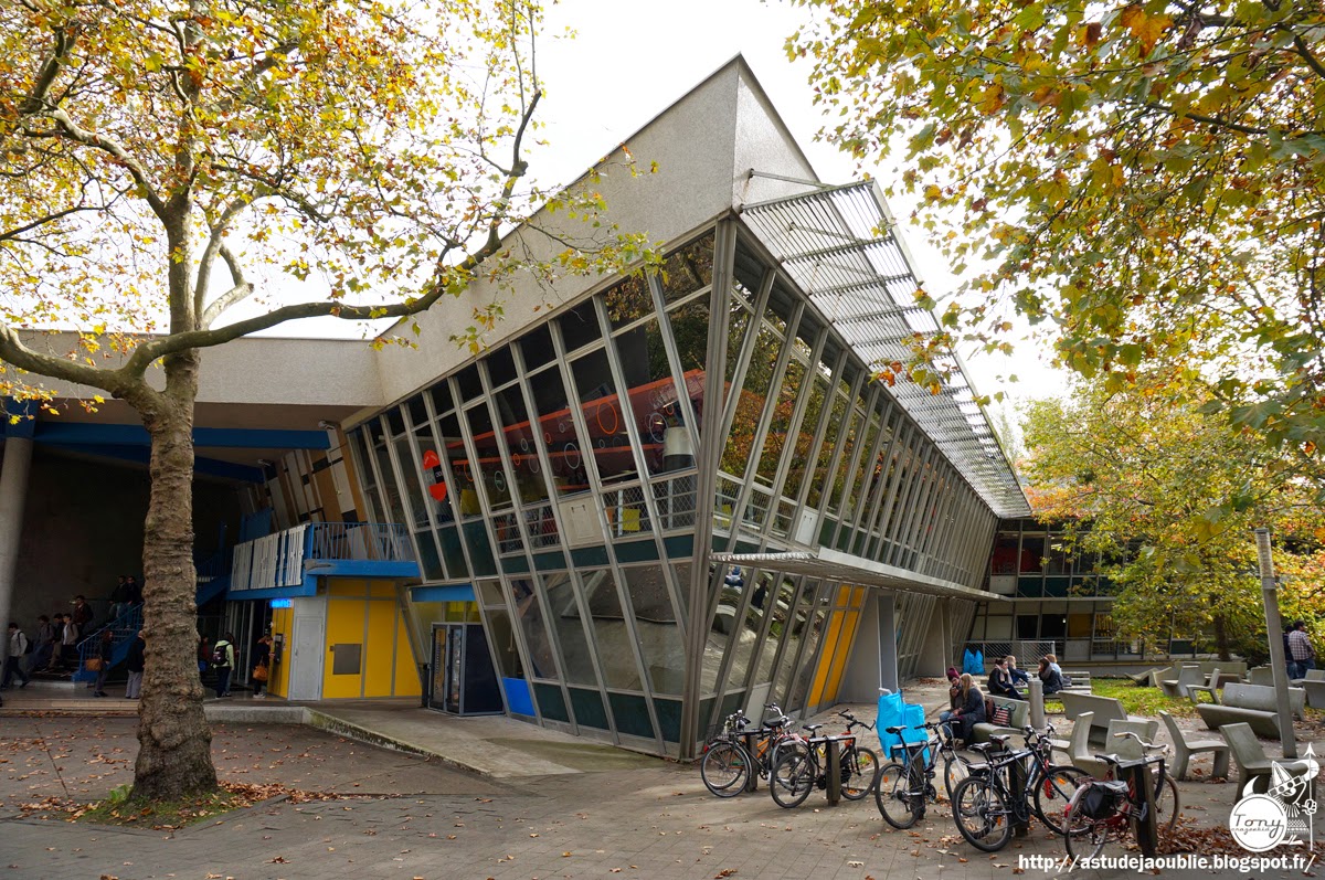 Nantes - Restaurant Universitaire "Le Tertre" - L. Arretche