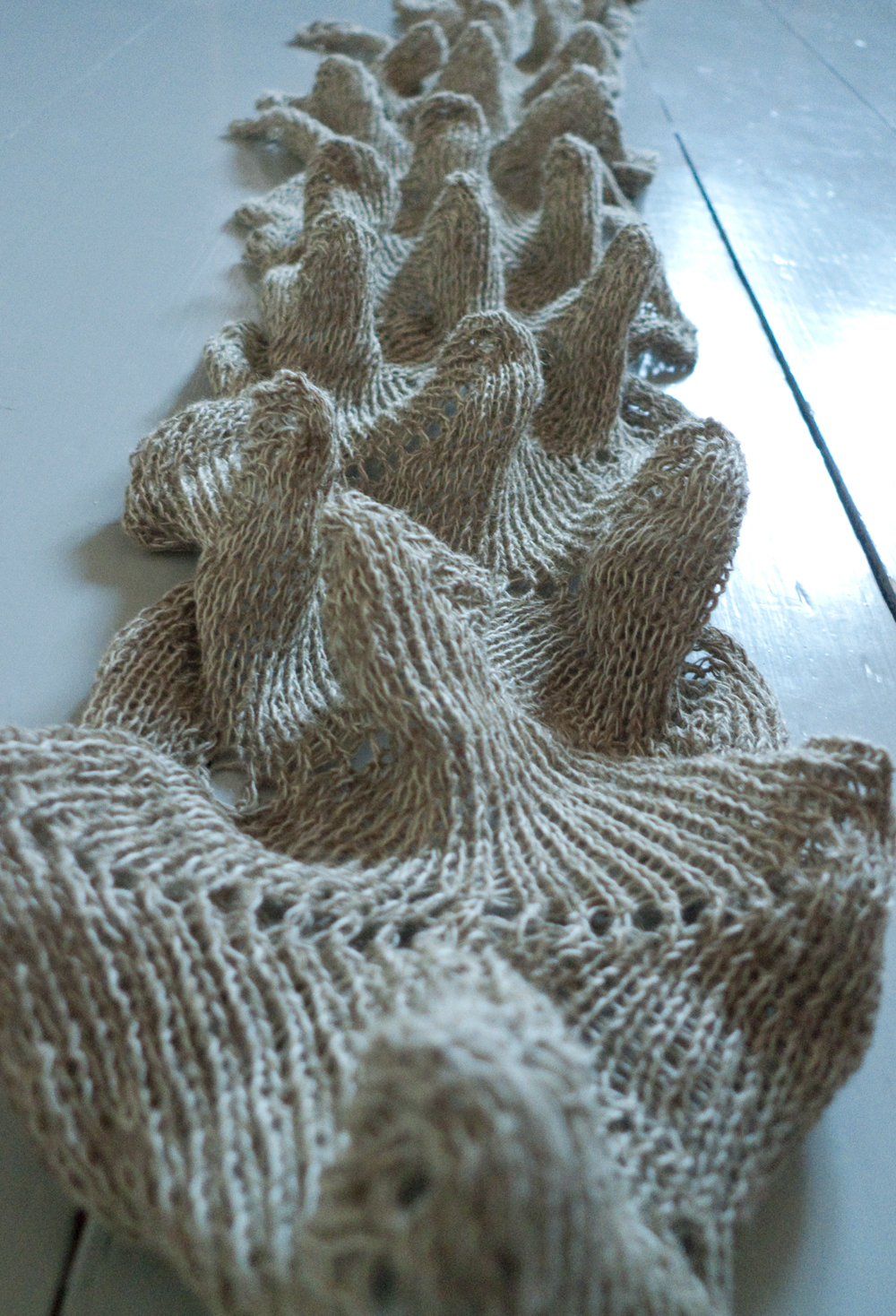 En stickmanikers loggbok: Spikey scarf