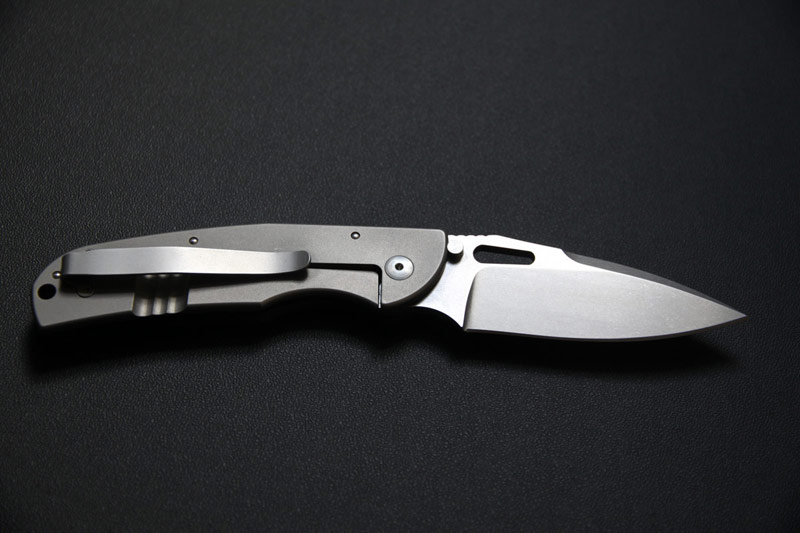 Sacha THIEL Custom Knives: OFFICER : First Mid tech knife