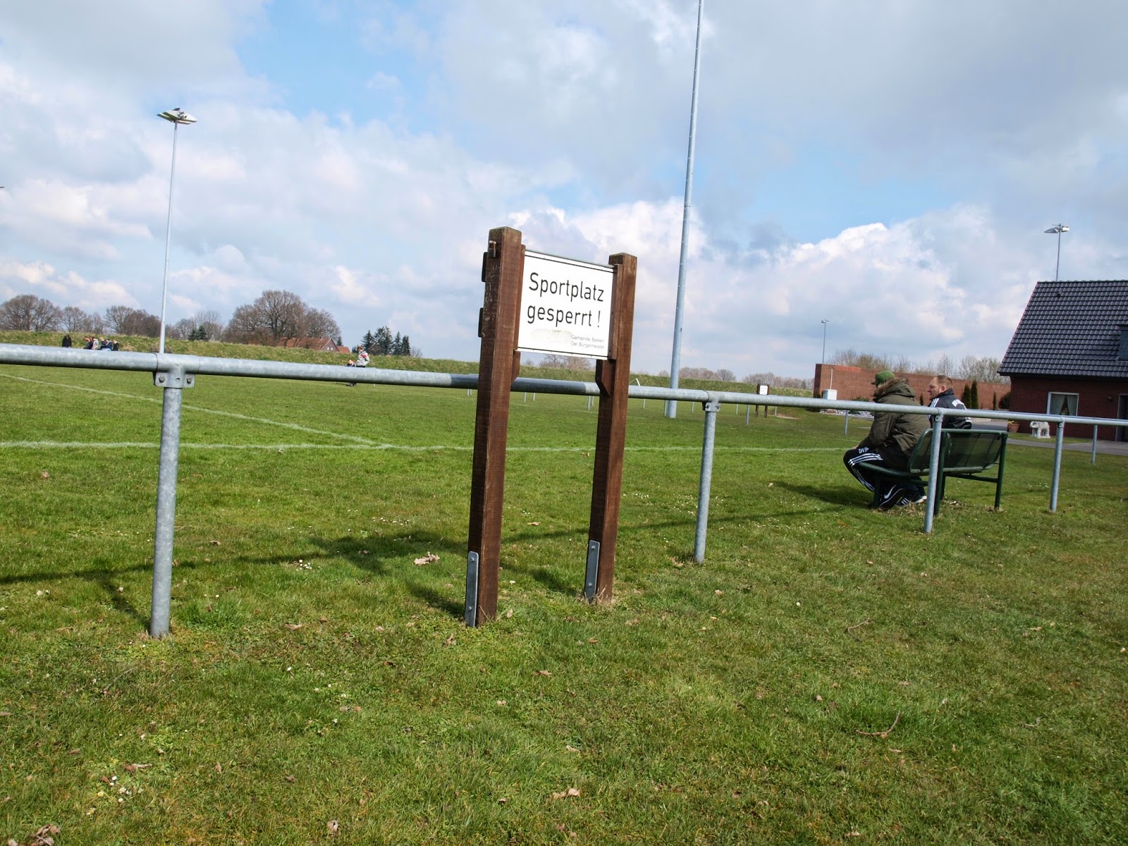 HombruchHopping - Fußball aus NRW: 06.04.15 SV Blau-Weiß Beelen II und ...