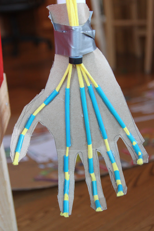 Free Science Fair Projects Experiments: Science Fair Project Recycled Robot