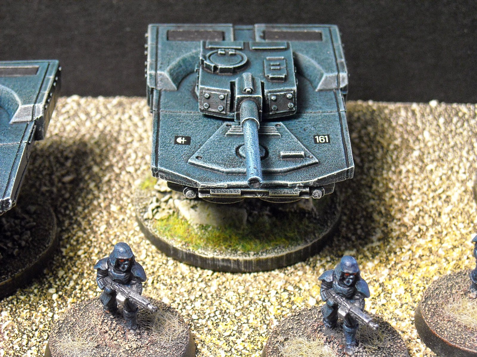 Roebeast's Magical House of Sunshine: Painting Rebel Minis Grav Tanks