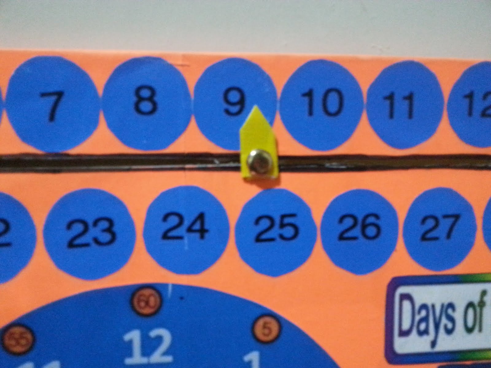 Artadium: Kids Calendar- DIY 5 min cardboard craft.