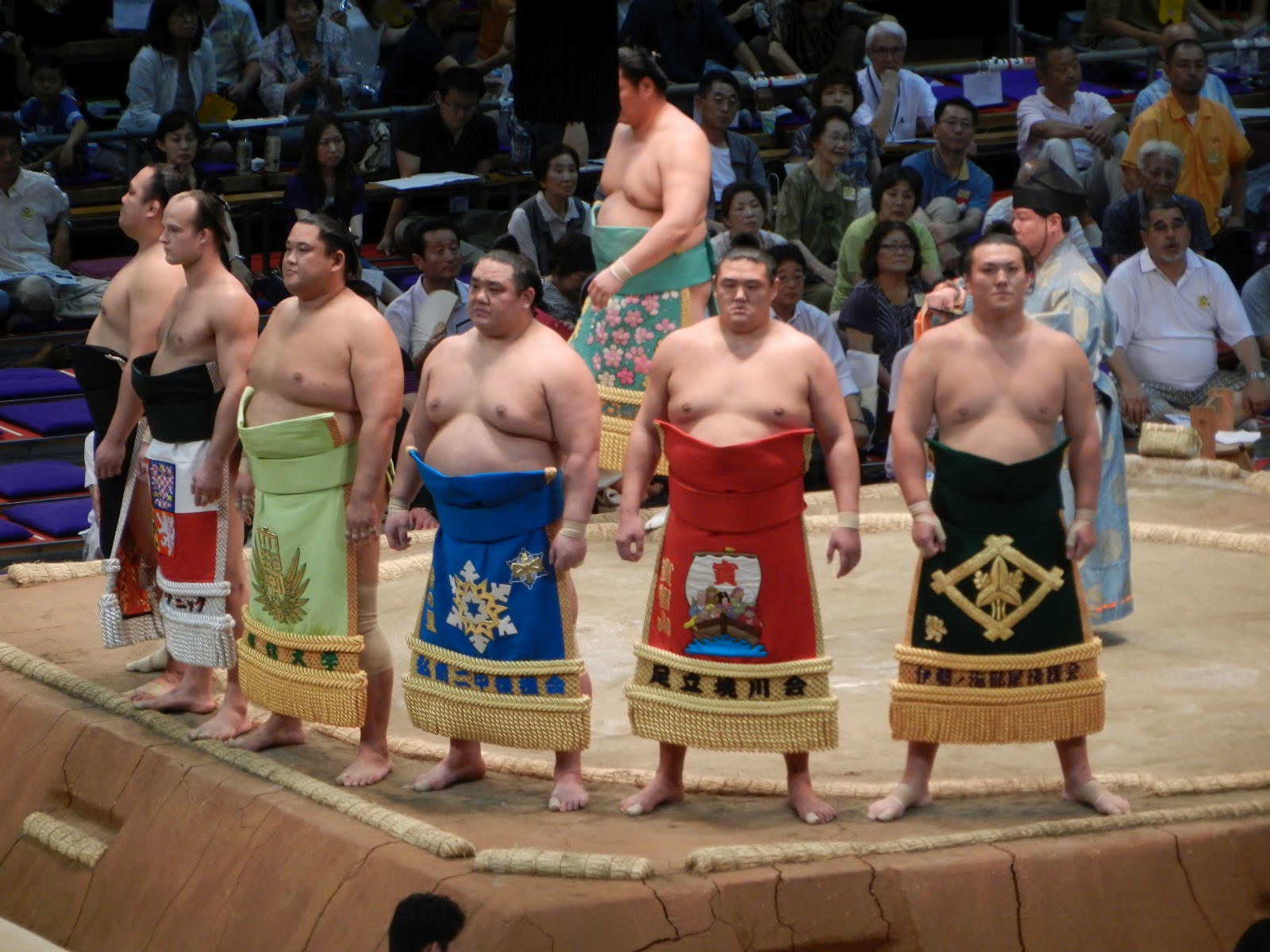 UN AN AU JAPON: SUMO