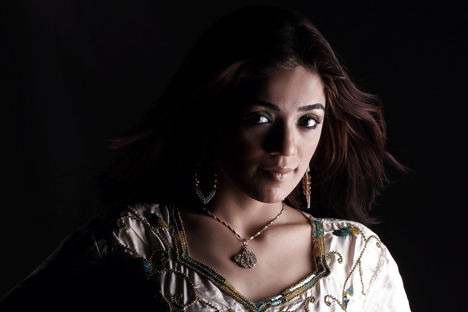 Ayesha Butt | Golden Art Academy