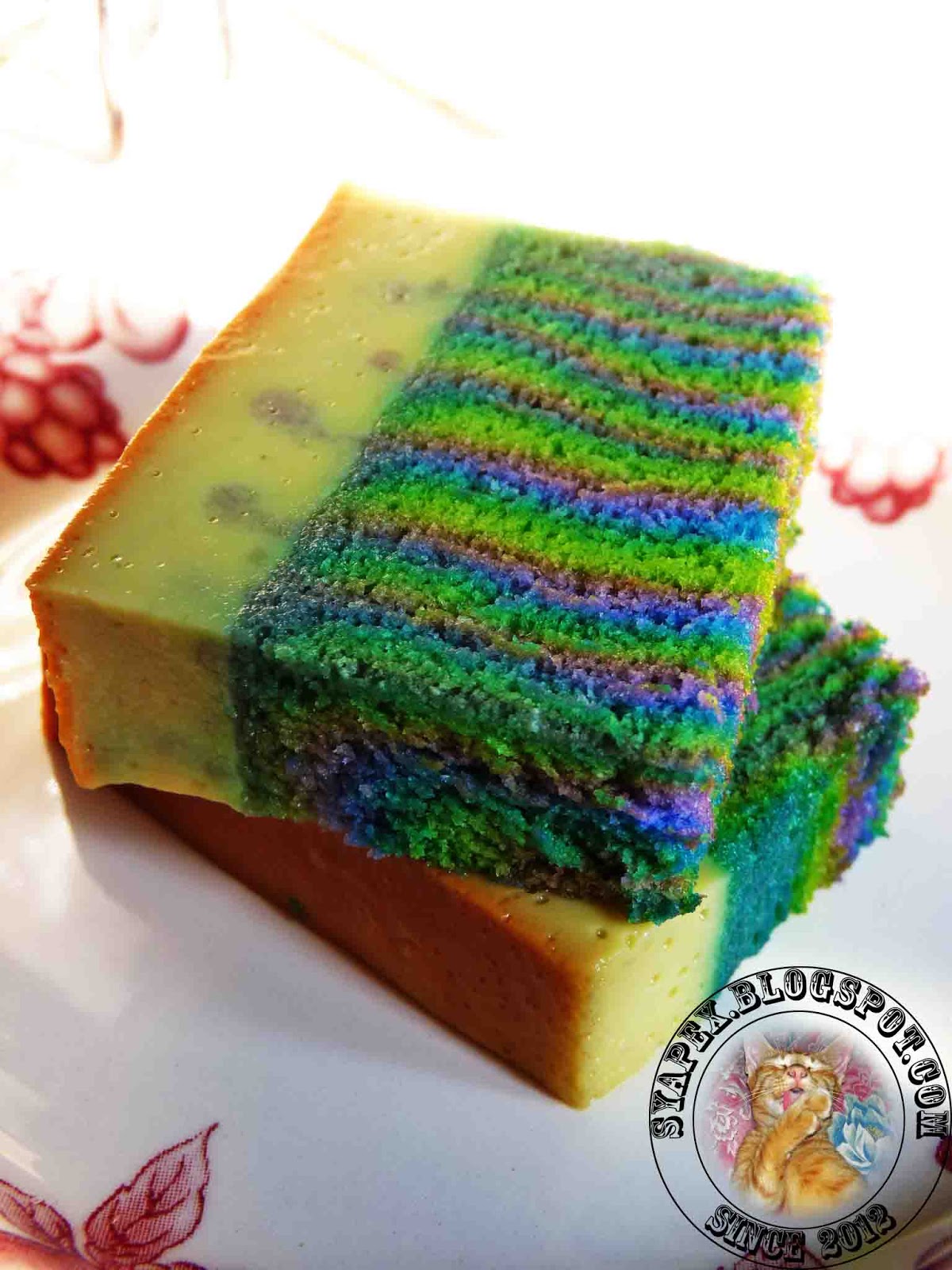 syapex kitchen: Kek Puding Karamel Pelangi