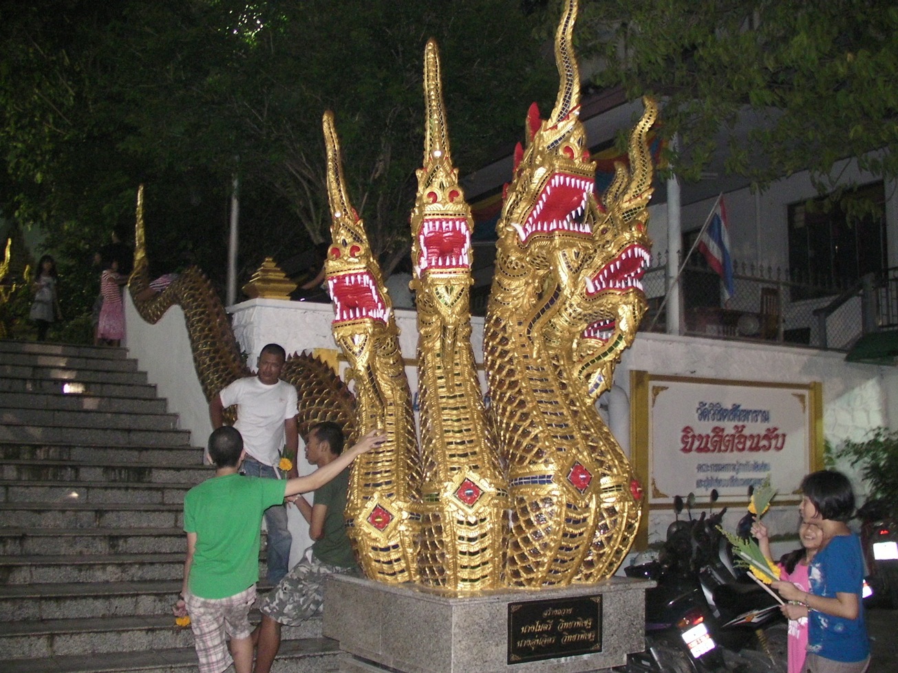 Thailand place to visit: Visakha Bucha Day | About BTS Bangkok Thailand ...