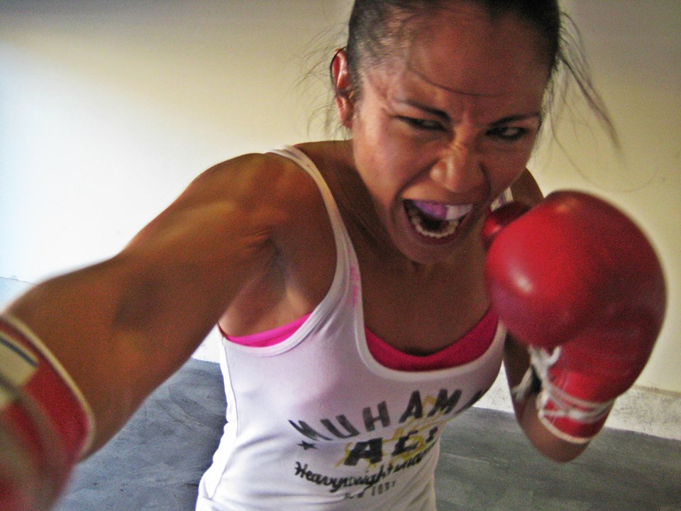 Babes of MMA: Fighter Babe Ana Julaton Returns to the Boxing Ring this ...