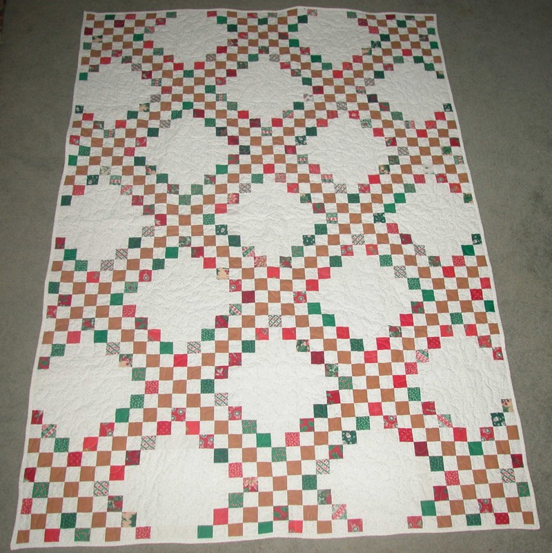 MaDan's Quilting: Christmas Triple Irish Chain