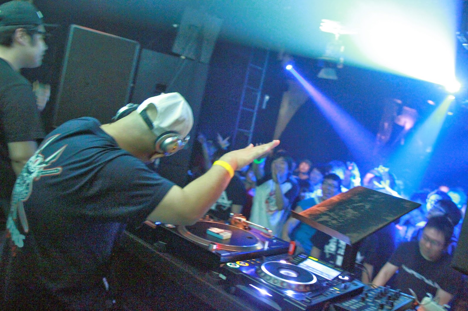 Mega Dugem - Spirits of Funkot -: MEGA DUGEM vol.2 イベントレポート!!!!（写真大量!)