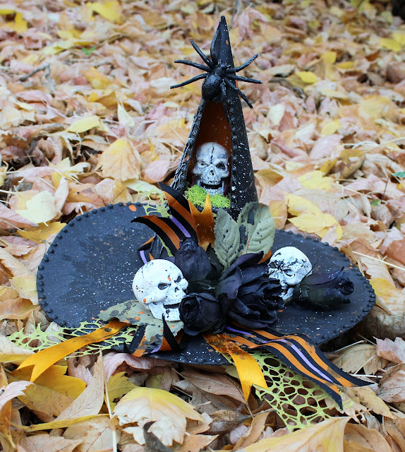 JuJu Crafts: Halloween WITCH HAT Night Light Home Decor with Skulls ...