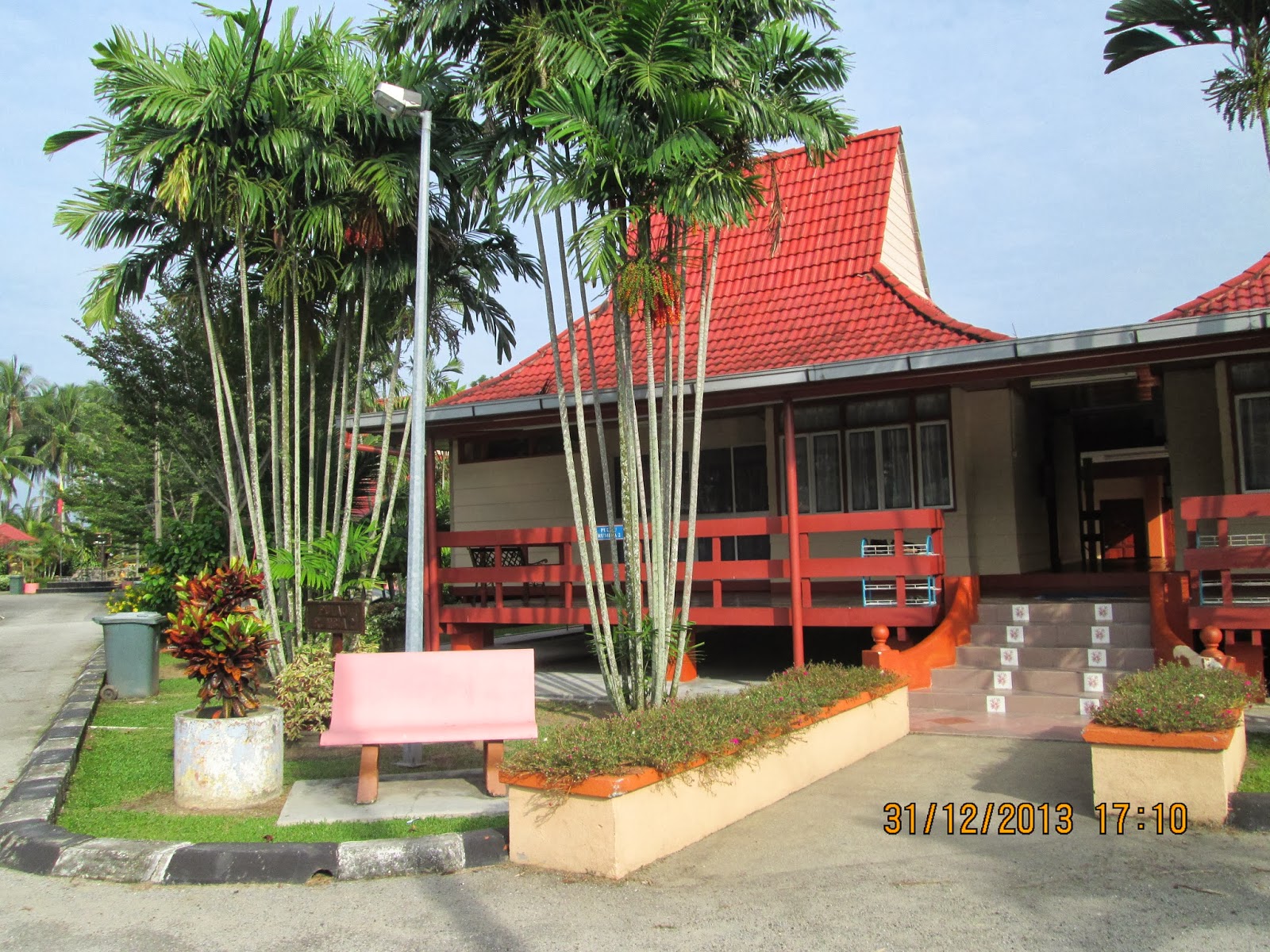MEMORI INDAH INI: RUMAH PERANGINAN PERSEKUTUAN MORIB
