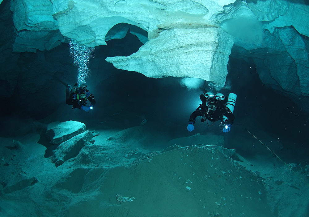 Captains Of The Sea: Orda Cave - Rússia