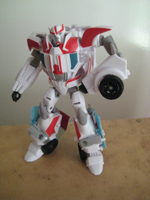 ChCse's blog: Toy Review: Transformers Prime Ratchet (Deluxe)