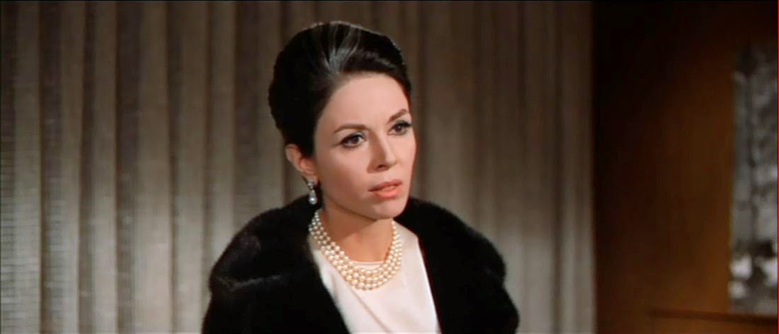 DREAMS ARE WHAT LE CINEMA IS FOR...: AIRPORT 1970