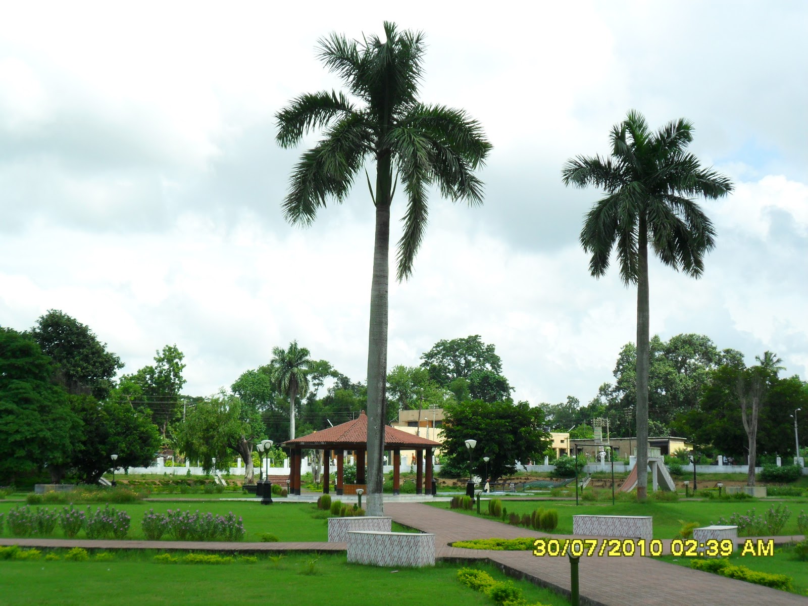 Chittaranjan: A brief story of Chittaranjan Town.