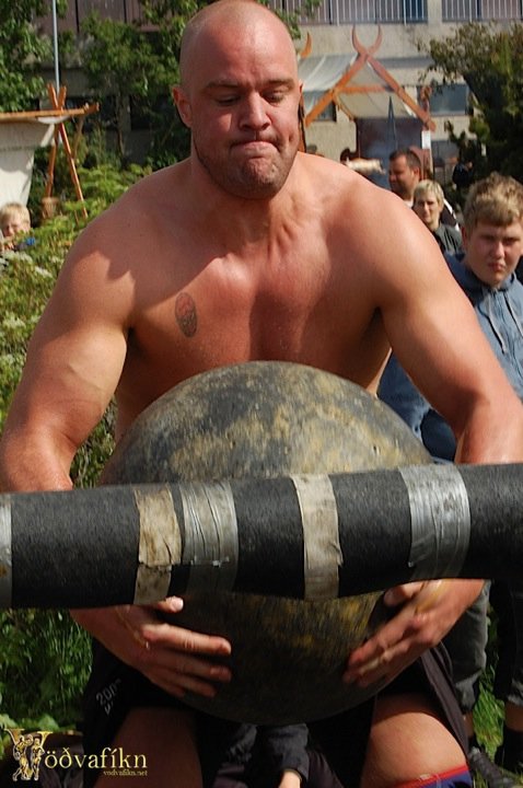 Strong Man: Strong Man: Hafþór Júlíus Björnsson (Iceland)