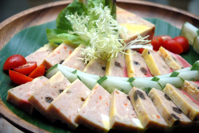 DUDE FOR FOOD: Afternoon Tea with a Local Twist: The Fiesta Filipino ...