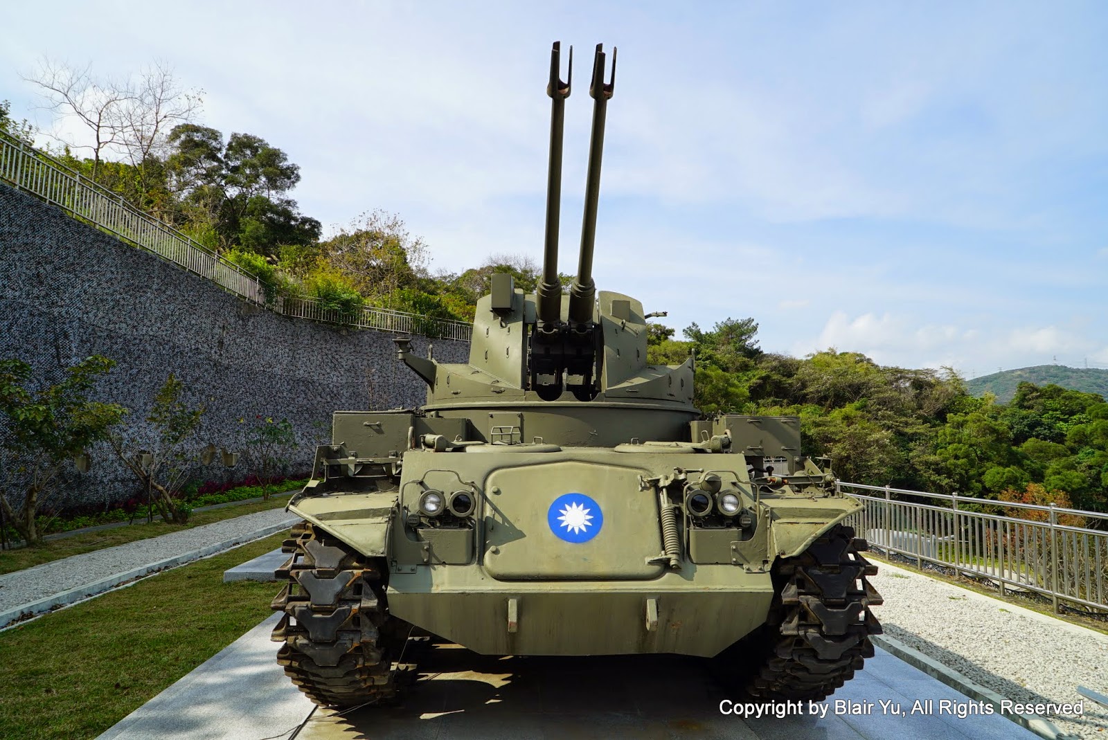 Blair's 軍事,警察及消防攝影: M42 Duster 雙管防砲戰車