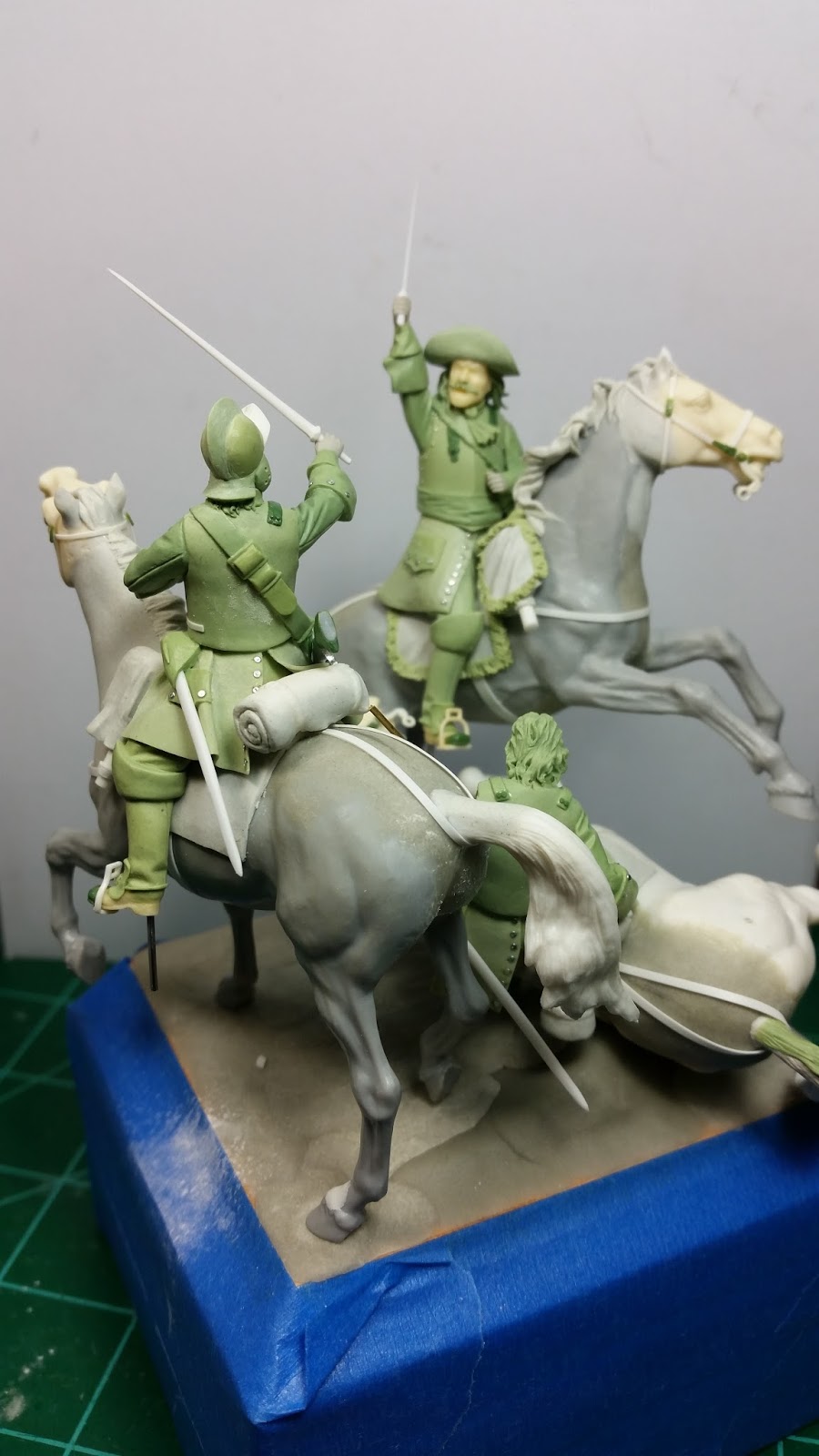 Ready to paint! | planetFigure | Miniatures