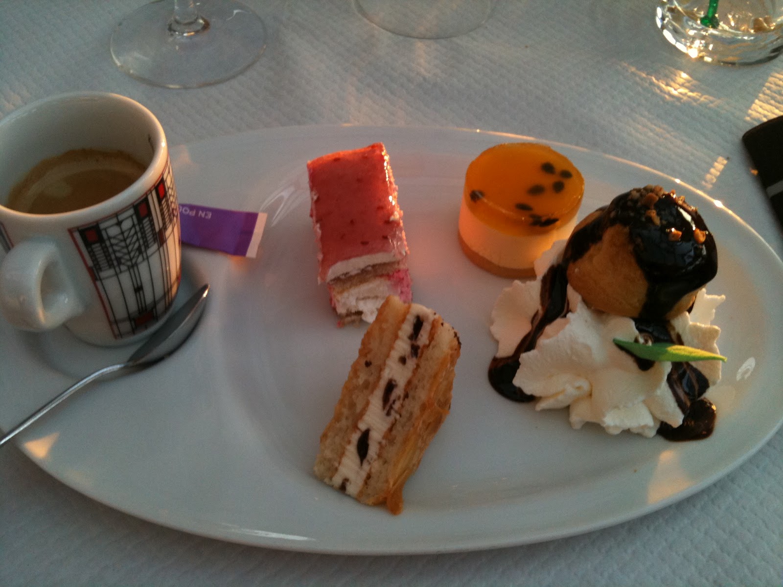 ~A Little Piece of Hallie~: "Cafe Gourmand": what is it?