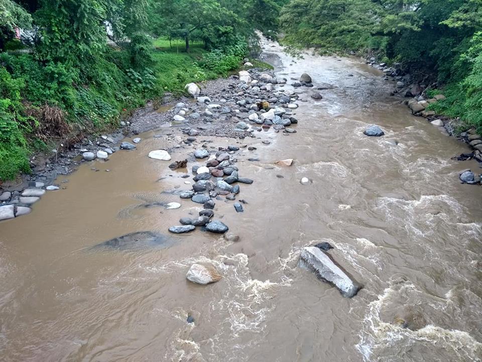 Barrio Pueblo Nuevo : El Lugar Donde muchos aprendimos a nadar en la ...
