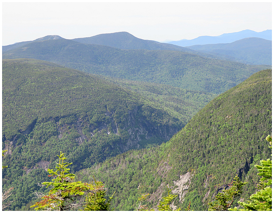 Hiking in the White Mountains: Mahoosuc Range Traverse