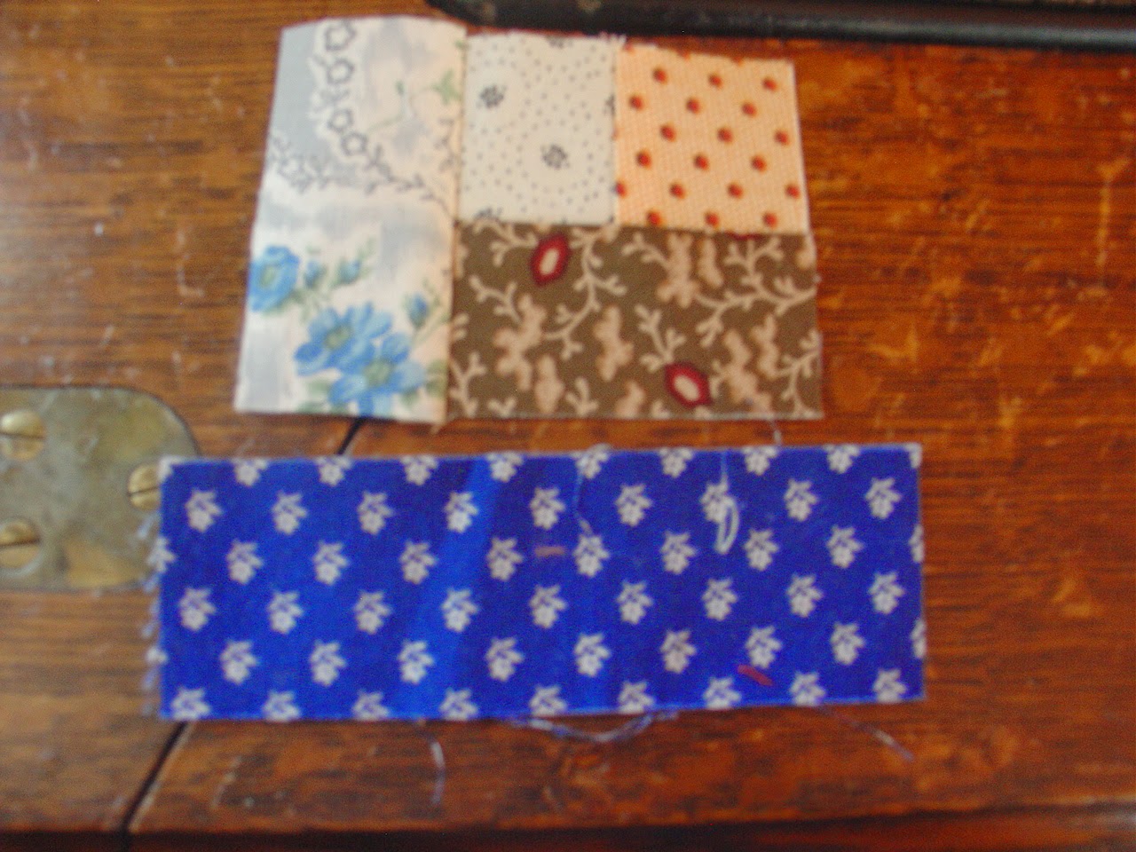 Treadlestitches: Half Log Cabin Quilt Block Tutorial