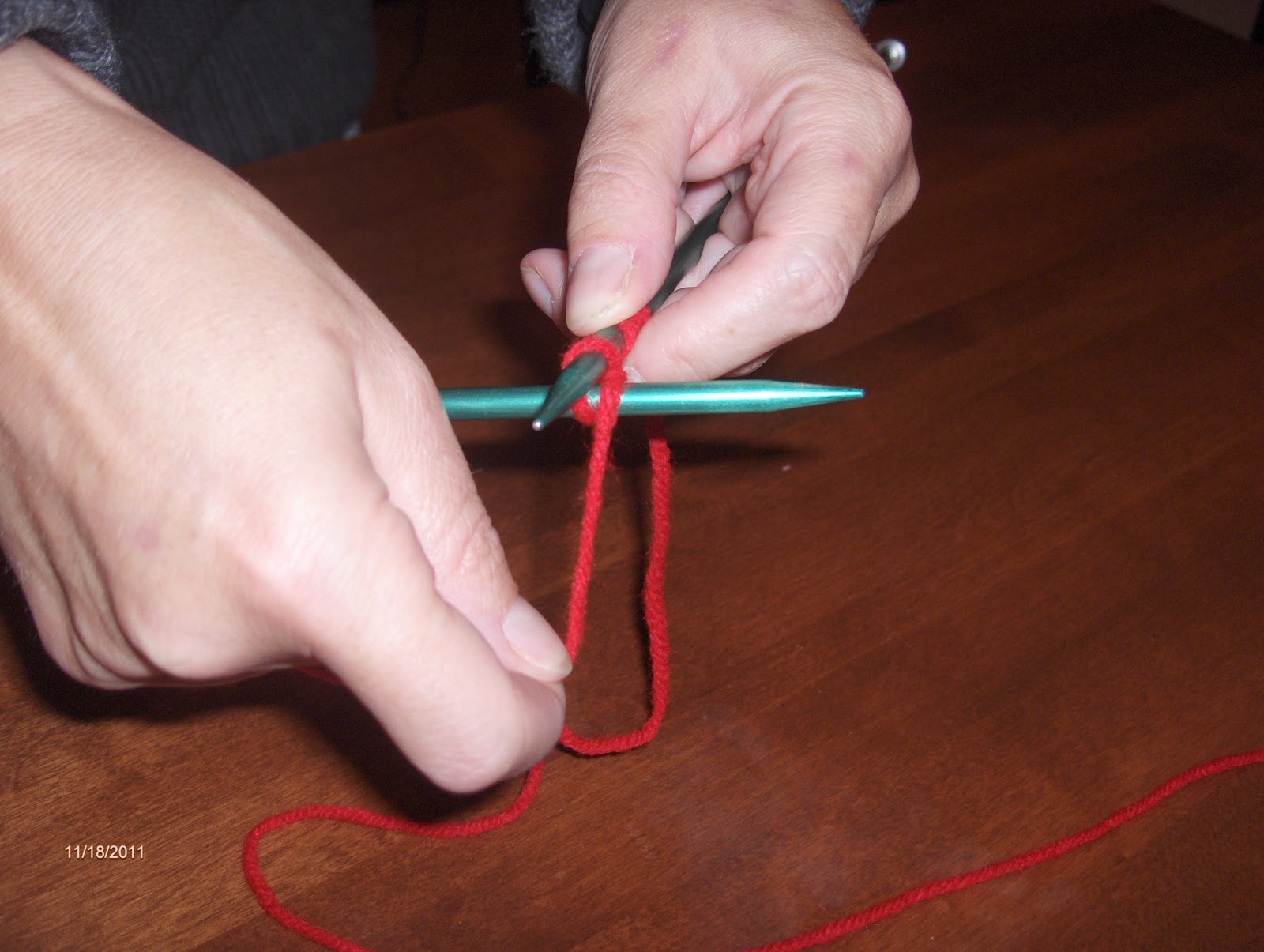 Suburban Prairie Homemaker: The 9 Days of Knitting Tutorial and Knit-along