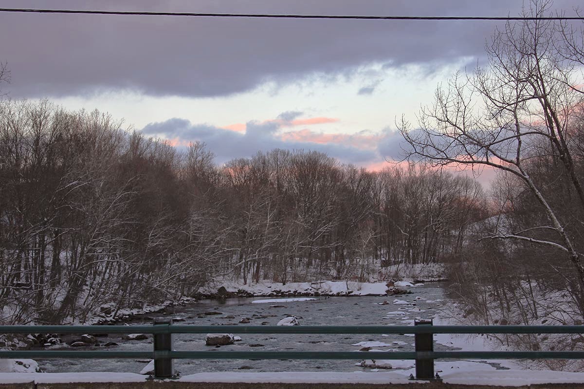 Waterbury Thoughts: Winter Views Along the Naugatuck River