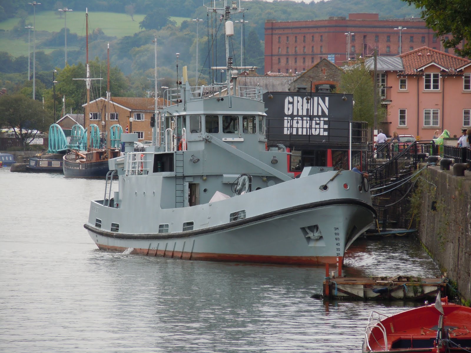 NB Rock 'n' Roll: A walk around Bristol Harbour