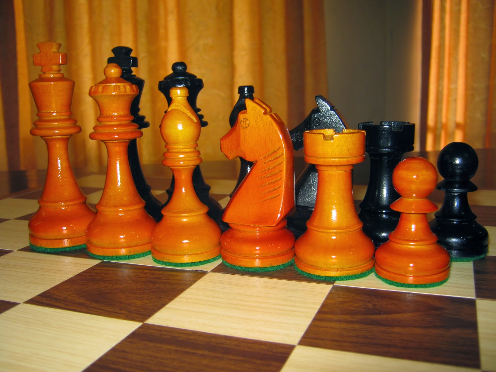 Standard Championship Antique Orange Finished ~ Trinity Chess House