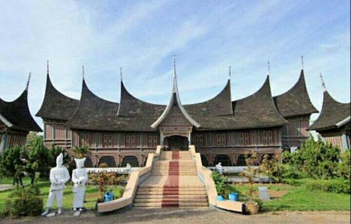 Museum Adityawarman Padang, Lokasi + Daya Tarik Wisata Edukasi ...