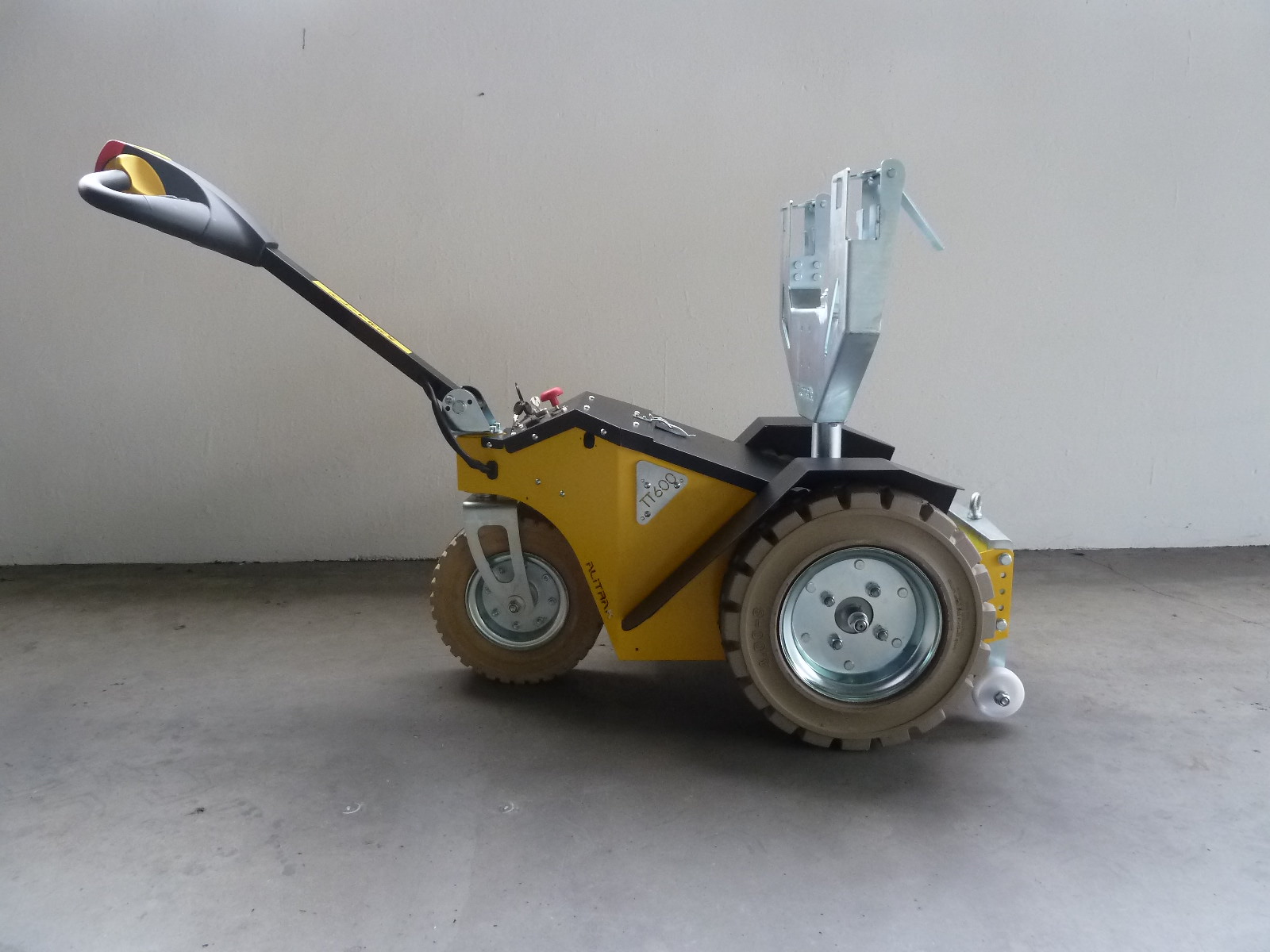 SPO Spacepac Industries Online store: electric pusher mover
