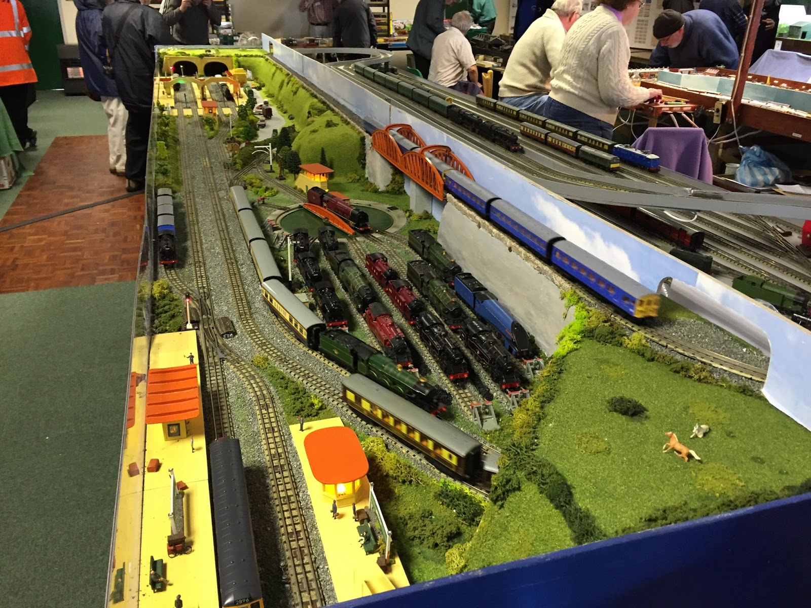 Hornby Dublo 3 Rail: Gartell light railway exhibition