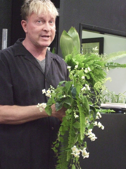 Floral Ambiance by Deborah Di Bella AIFD: Wildflower Workshop with René ...