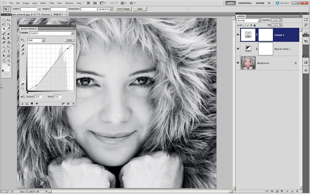 HOW TO CONVERT PORTRAITS TO MONOCHROME | Photography Guide for Beginners