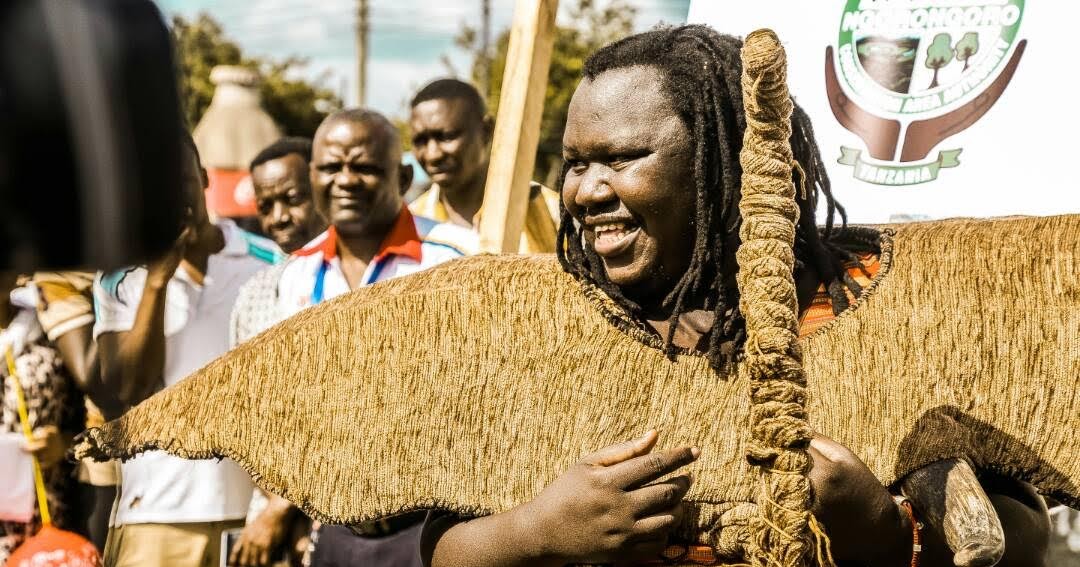 Bendi ya Hifadhi ya Ngorongoro yatangaza deal kwa waimbaji - Maishakiasi