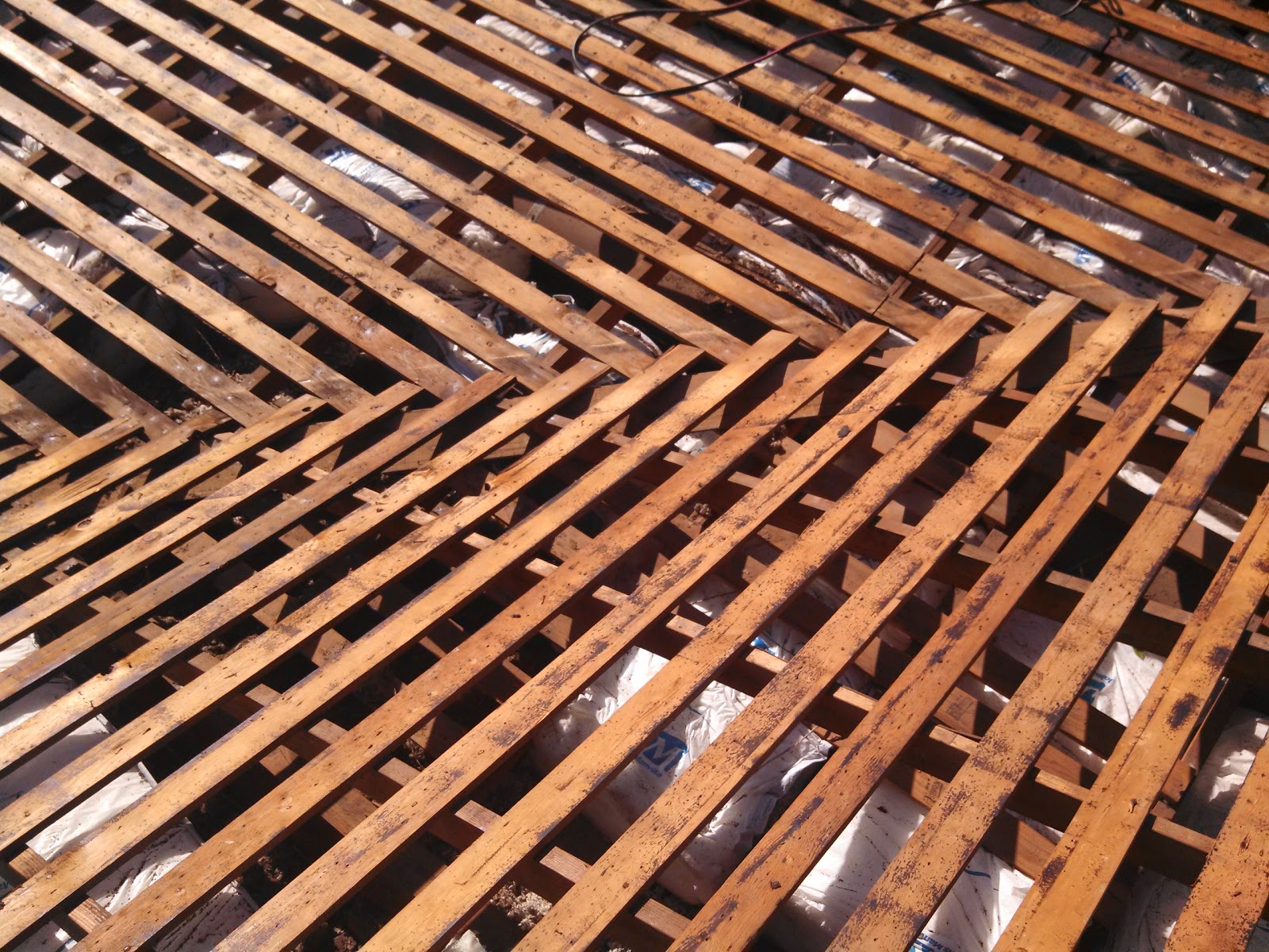 Roof Framing Geometry: California Valley Sleeper Saw Blade Bevel Angle