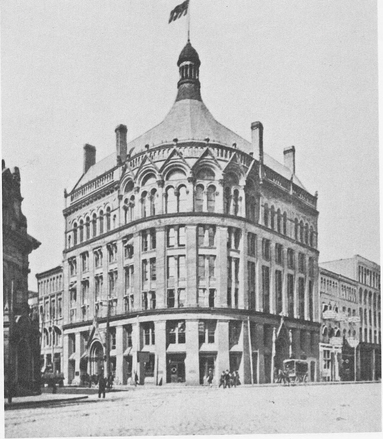 The Left Chapter: 18 Black-and-White Toronto Vintage Streetscapes 1860-1974