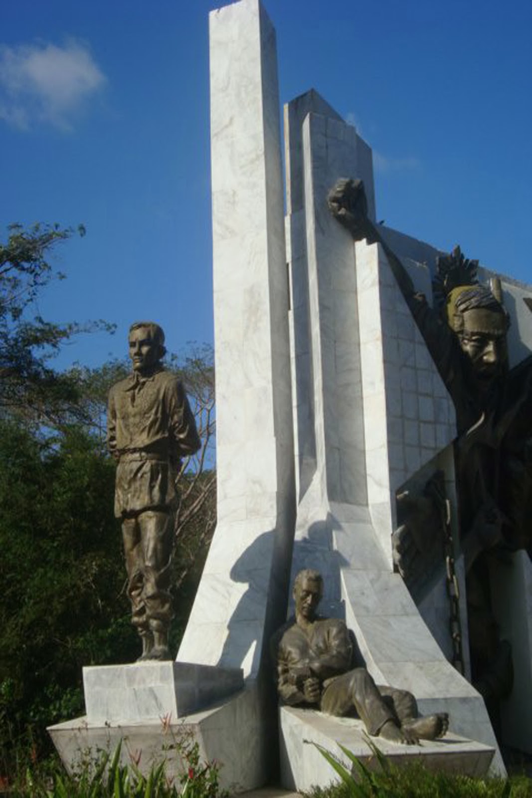 Dince's Chronicles: MT. NAGPATONG AND THE BONIFACIO HISTORICAL ...