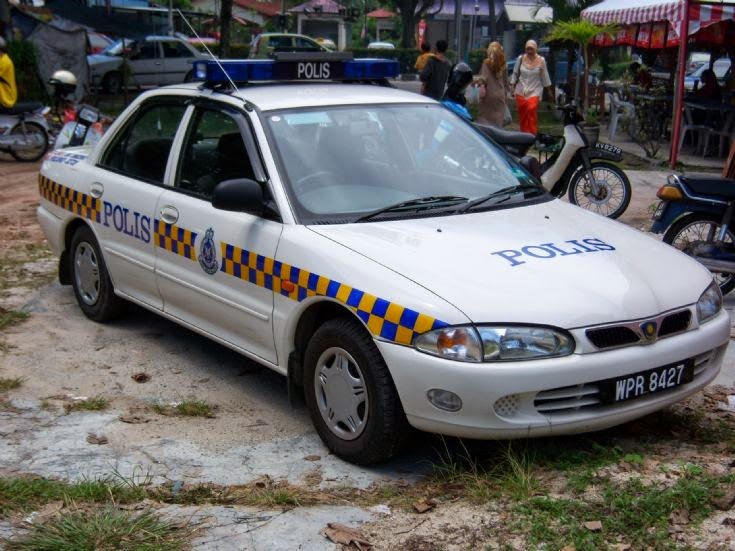 MNS Official Blog: WOW ! KERETA POLIS MALAYSIA