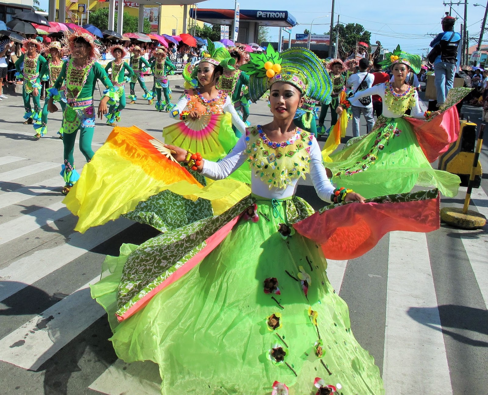 Gridcrosser: Coconut Creativity: Spectacles and Festivity at Quezon’s ...